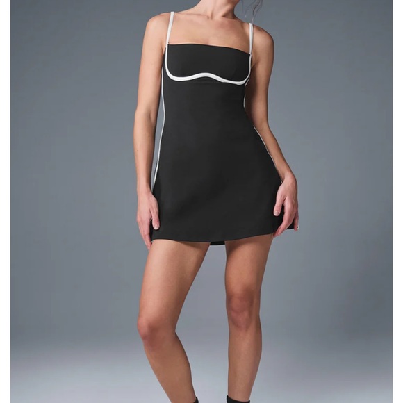 ALO Yoga | Dresses | Airbrush Streamlined Workout Dress | Poshmark